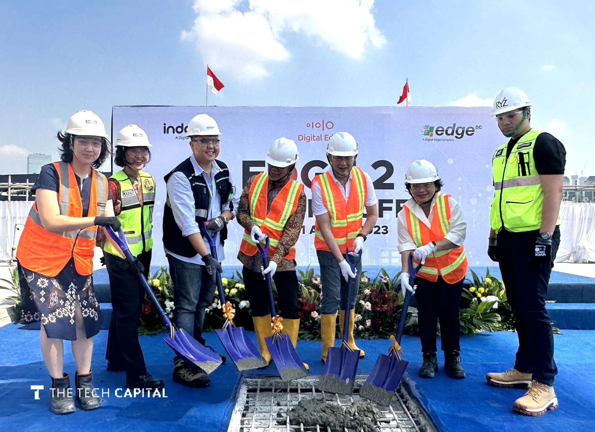 Indonet subsidiary EDGE DC tops off second data centre in South Jakarta ...