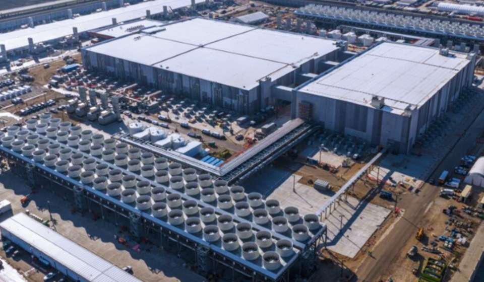 Microsoft commits $4 billion to second AI data centre in Wisconsin ...