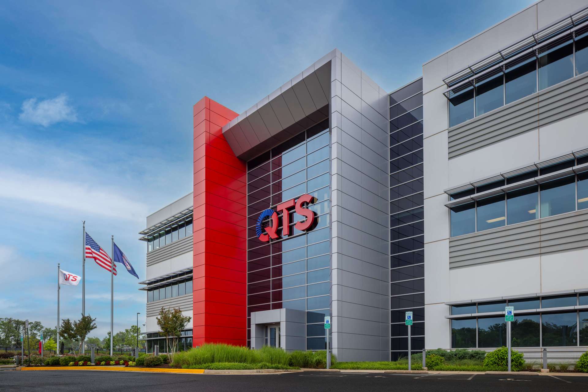 Blackstone’s QTS Data Centers lines up $3.5 billion CMBS refinance ...
